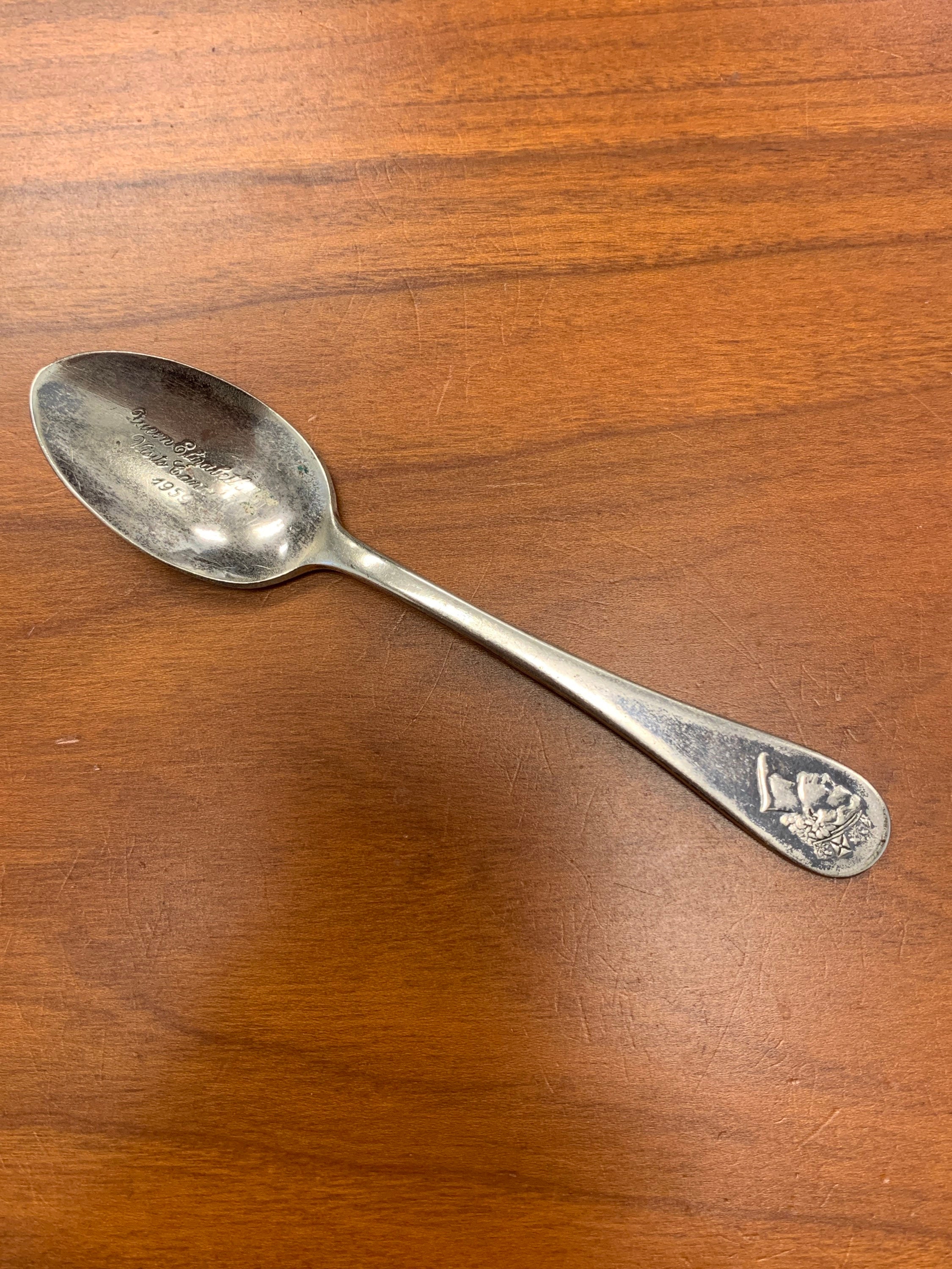 Collectibles Vintage silver plated spoon 1959 visit to Canada. QUEEN ...