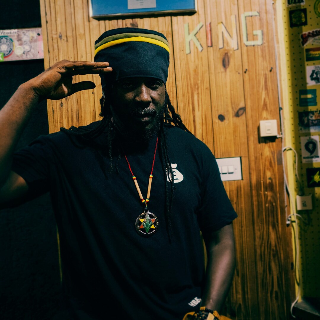 Rasta Hat Without Visor in Black Cotton With Two Thin Yellow and Green ...