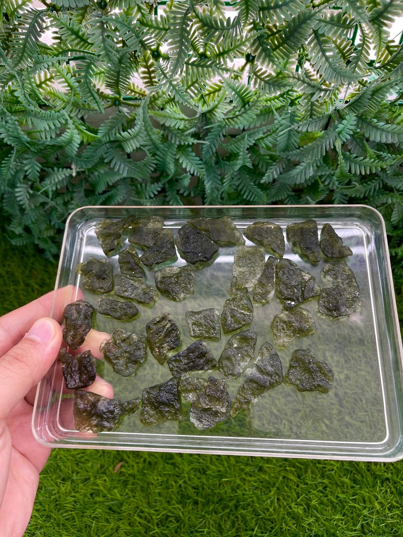 100% Natural Moldavite / Real Moldavite Tektite / Beautiful | Etsy