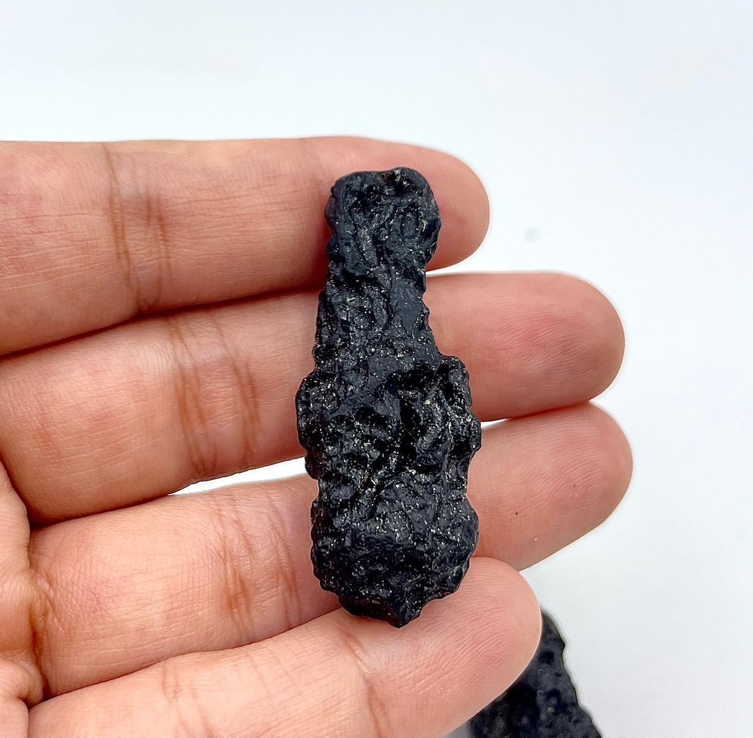 Natural Rough Tektite , Tektite From Thailand , Raw Tektite for ...