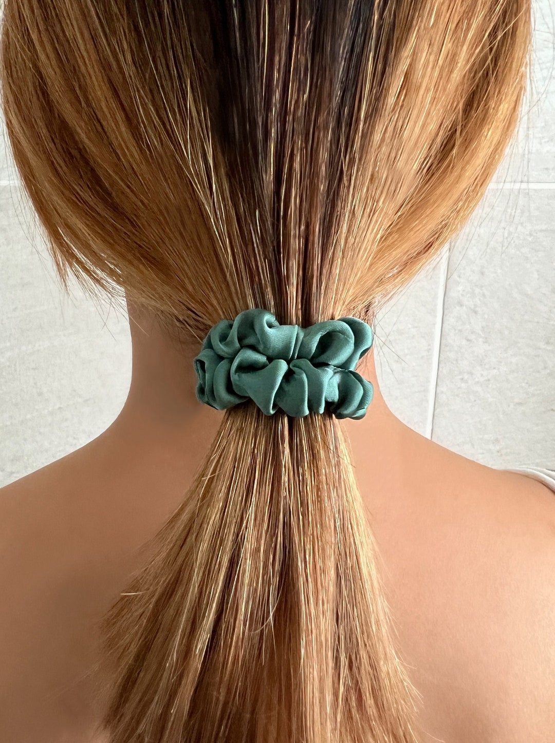Emerald Green Super Soft Silky Satin Skinny Scrunchy W1cm X D8cm ...