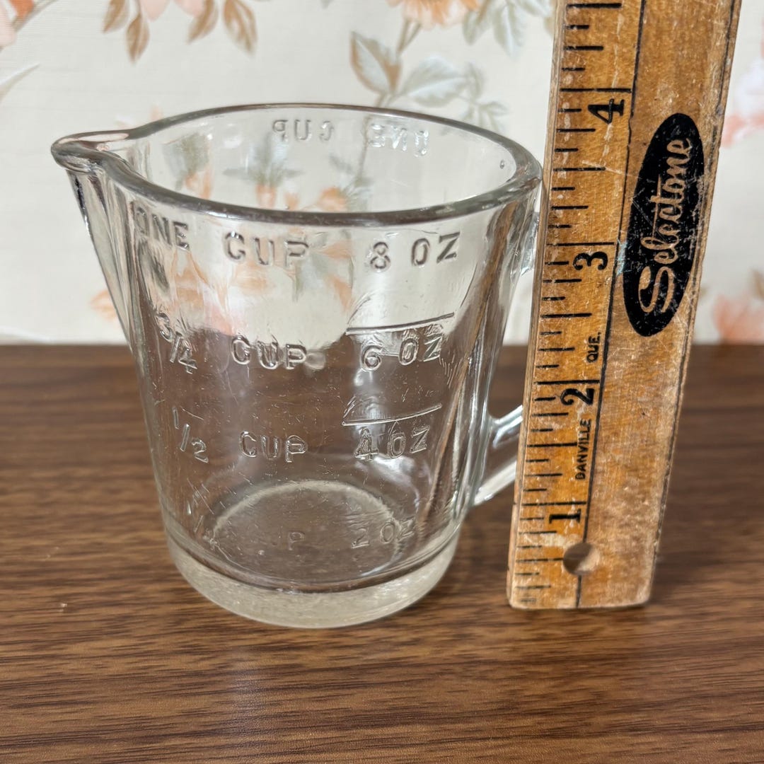 Vintage Glass Measuring Cup - MCM Kitchen Style - Retro Cupboard Shelf ...