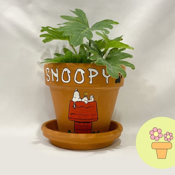 Snoopy Doghouse Planter - Etsy