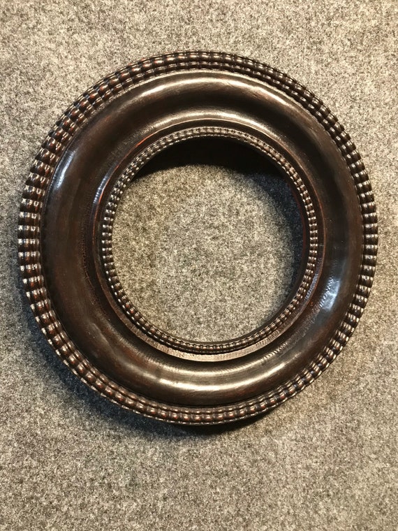 6” tondo frame with Ripple molding in Dutch black finish. New 10” size ...