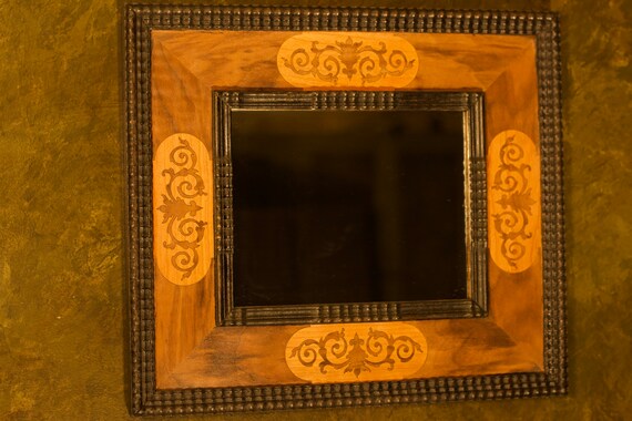 17th century Dutch style ripple molded frame.