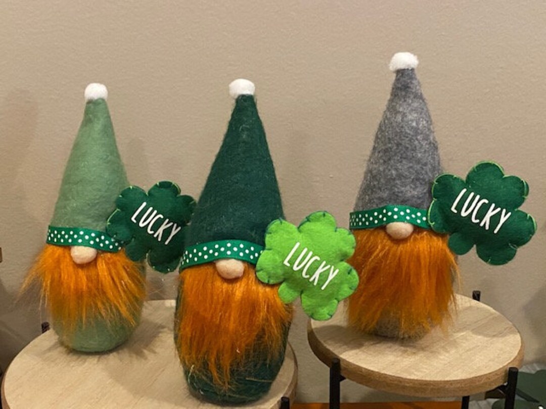 St Patrick’s Day GNOME Lucky Shamrock LUCKY Green Tiered Tray Decor ...