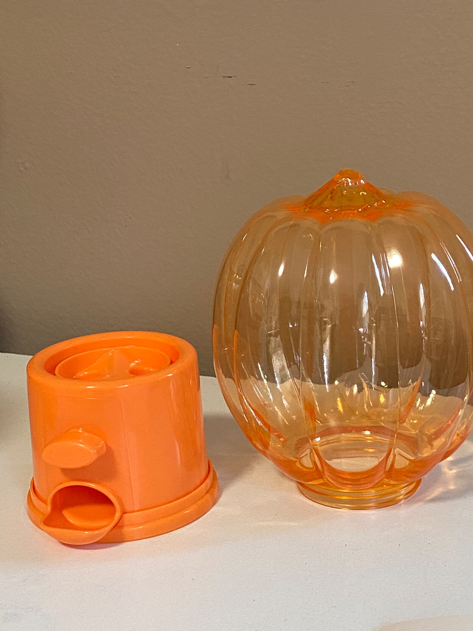 Mini Gumball Machine Candy Dispenser PUMPKIN Candy Machine 6.5” Can Be ...