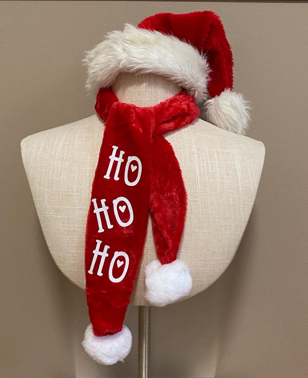 Santa Scarf With Bells Red Soft Fuzzy Christmas Accessory Jingle Red ...