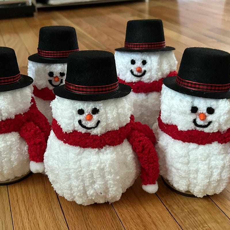 Holiday Snowmen Hat - Etsy