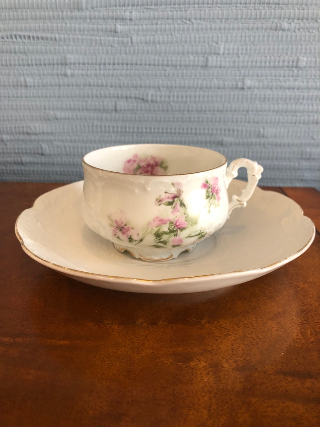 Hermann Ohme Tea Cup and Saucer Set With Signature, German Elysee ...