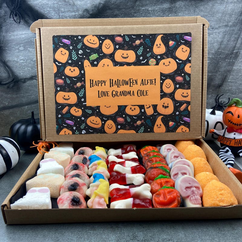 Halloween Gift - 60+ Gift Ideas for 2024