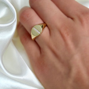 14K Round Signet Ring 14k Gold Signet Ring Gold Pinky Ring 14K | Etsy