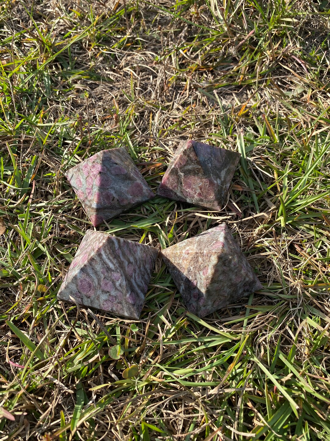 Garnet Matrix Pyramid / Crystal Gemstone Pyramid - Etsy