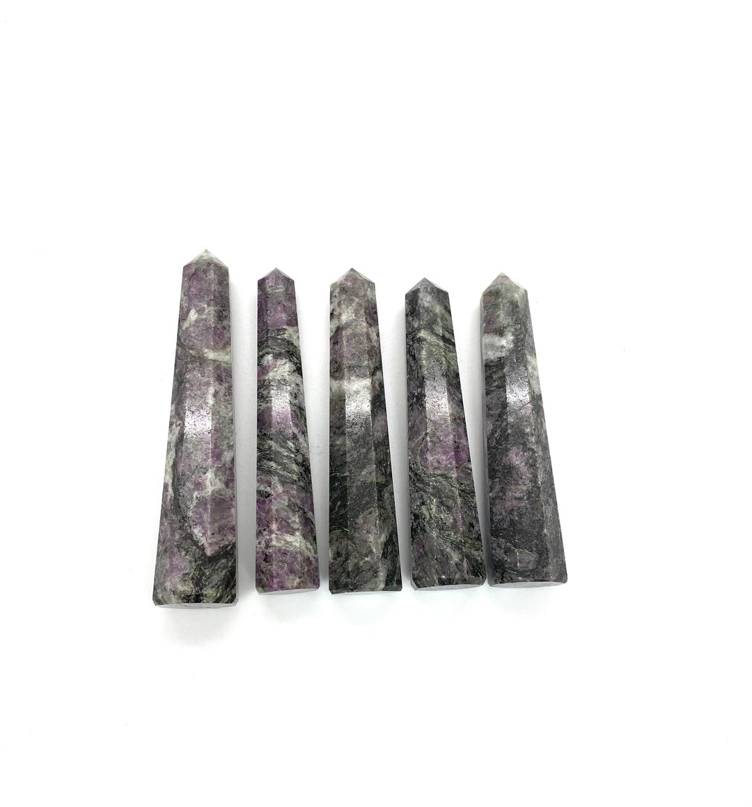 Garnet Matrix Healing 8 Facet Wand / Healing Crystal - 95 Gms - Etsy