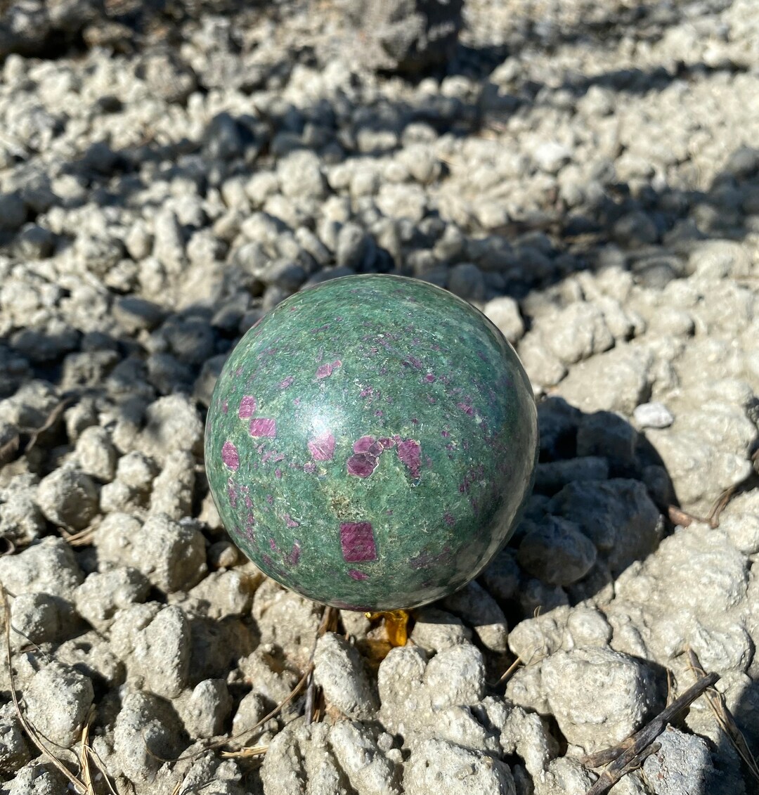Ruby Fuchsite Sphere – Reiki Crystal Ball, Metaphysical Stone (65MM) - Etsy