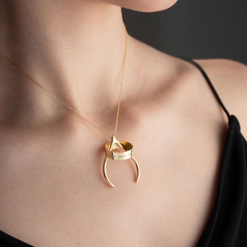 Ring Holder Necklace - Etsy