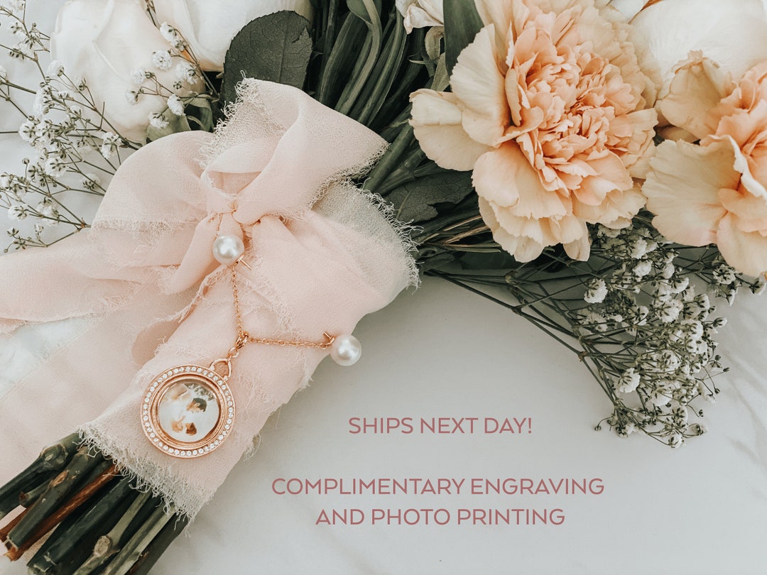 Rose Gold Bridal Bouquet Locket - Modern Wedding Bouquet, Bride Gift ...