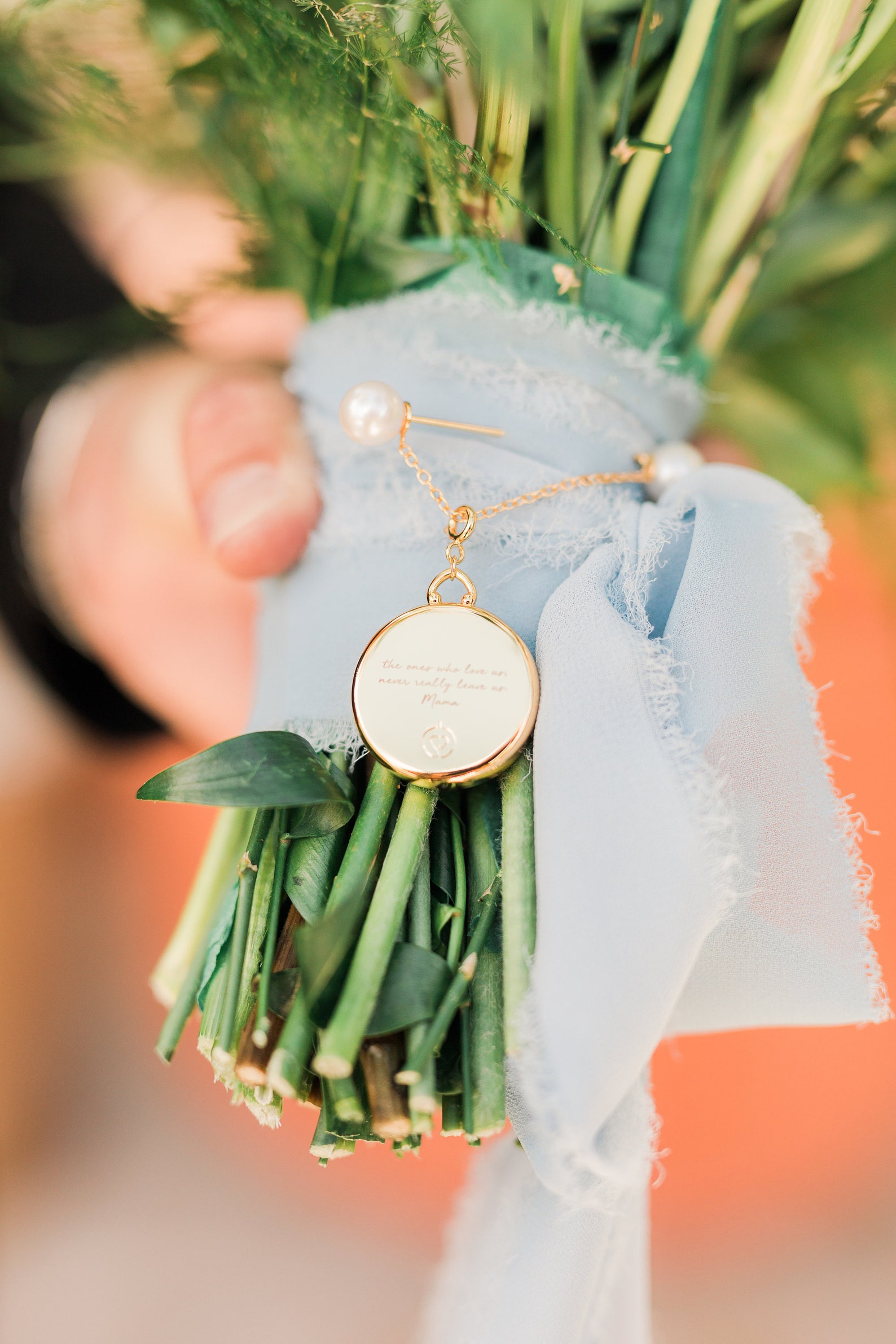 Gold Bridal Bouquet Locket Modern Wedding Bouquet, Bride Gift ...