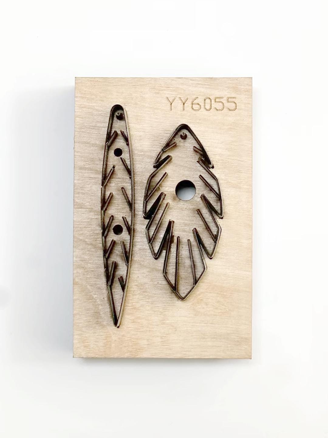 Feather With Indentation Leather Cutting Die, Custom Leaf Earrings ...