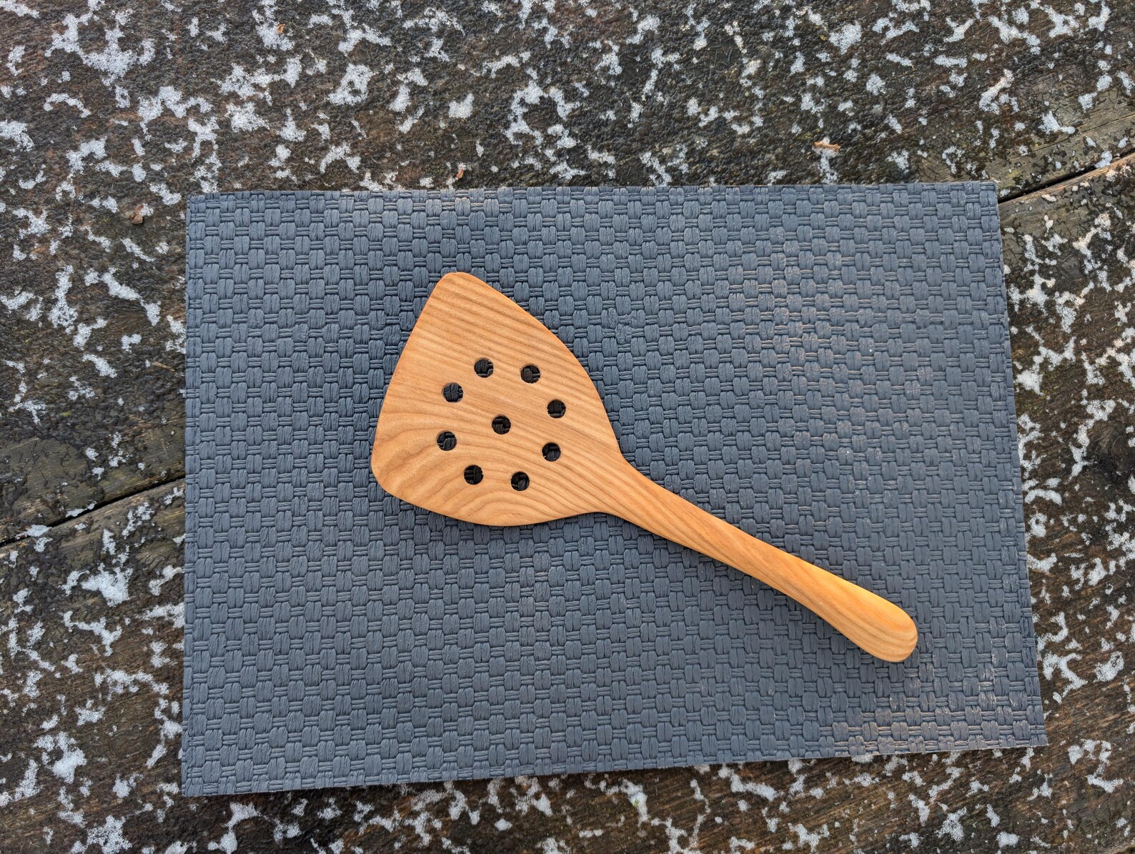 Natural Wooden Cooking Spatula With Holes – Handmade Eco-friendly ...
