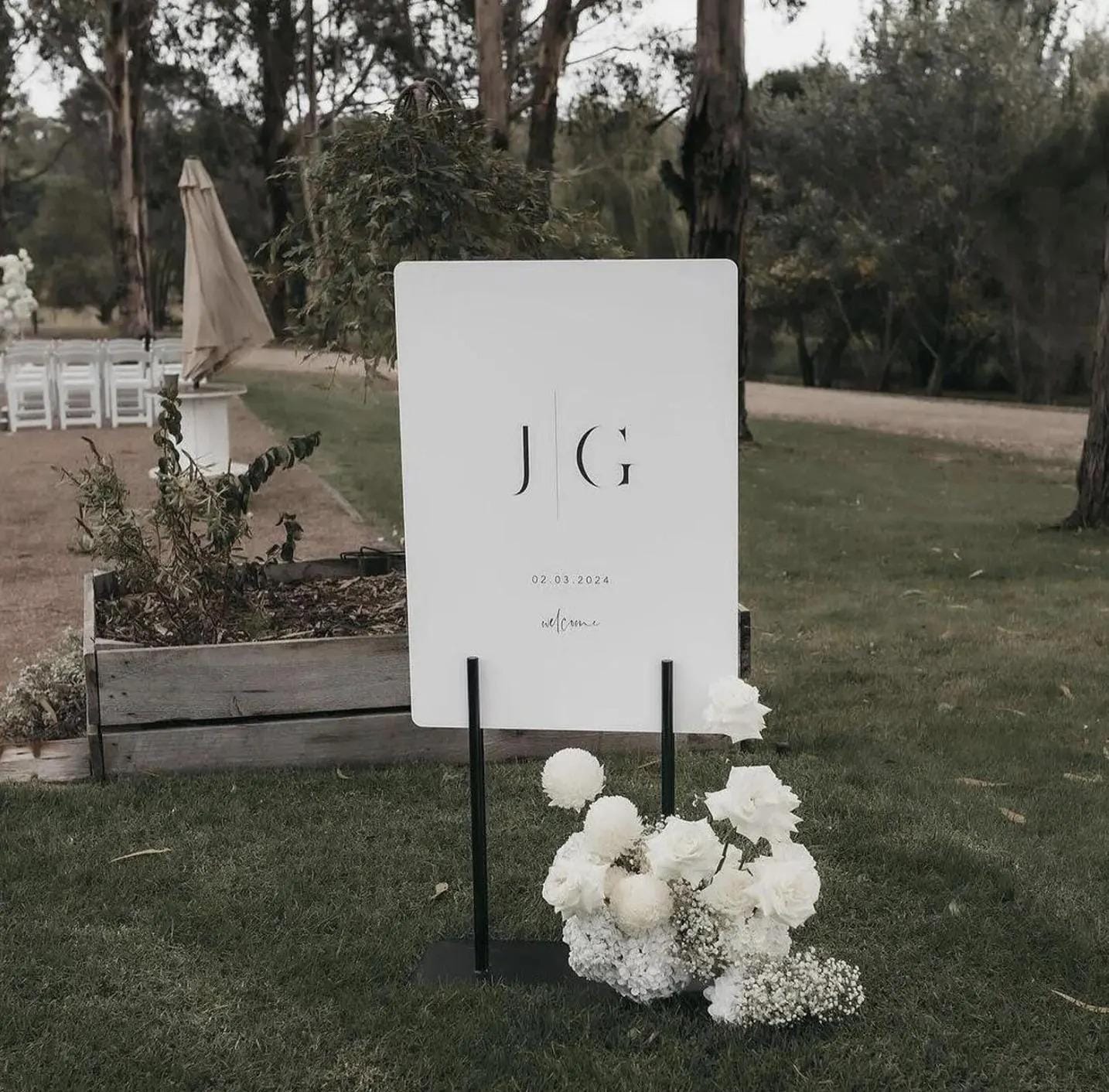 Wooden Sign Stand • Wedding Sign Holder • Sign Stand for Weddings ...