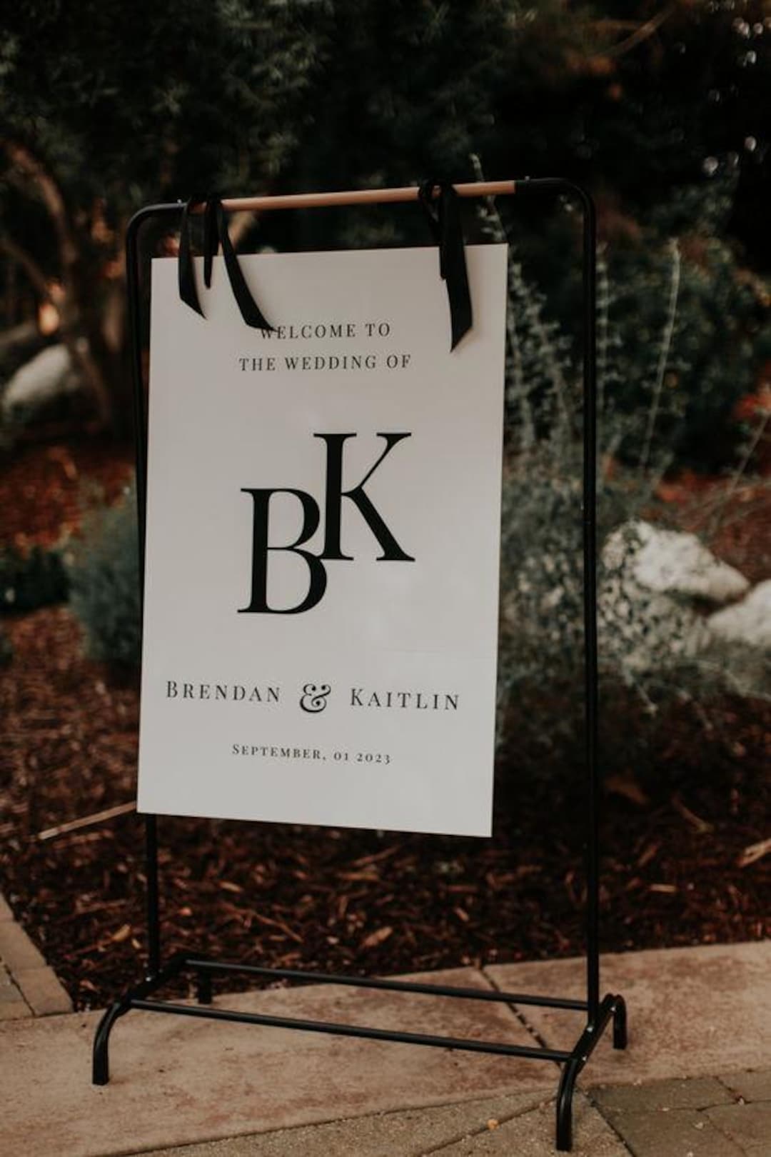Custom Initials Welcome Wedding Sign, Modern Bridal Decor - Etsy