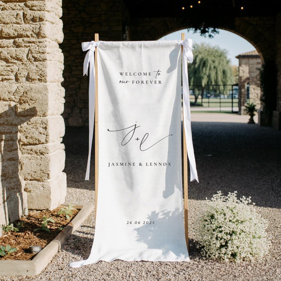 Custom Linen Wedding Welcome Sign – Elegant Fabric Signage – Classic ...