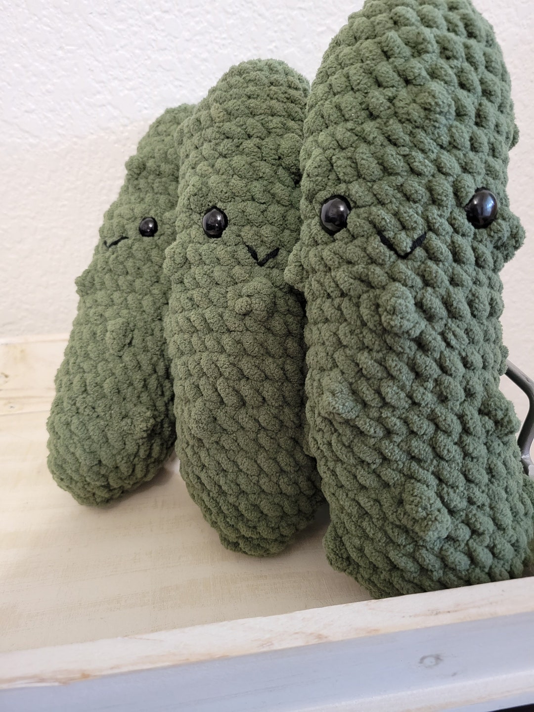 Crochet Pickle Plushie | Cute Pickle | Crochet Plushie | Handmade - Etsy