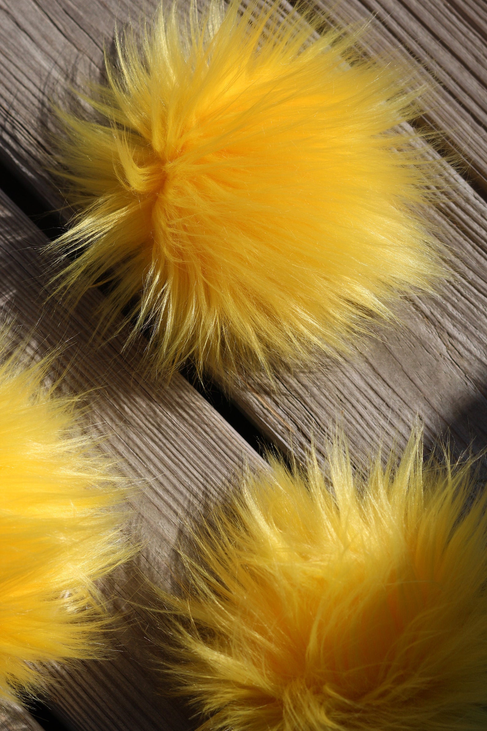 Pompones de piel sintética pom pms pompones amarillos - Etsy España