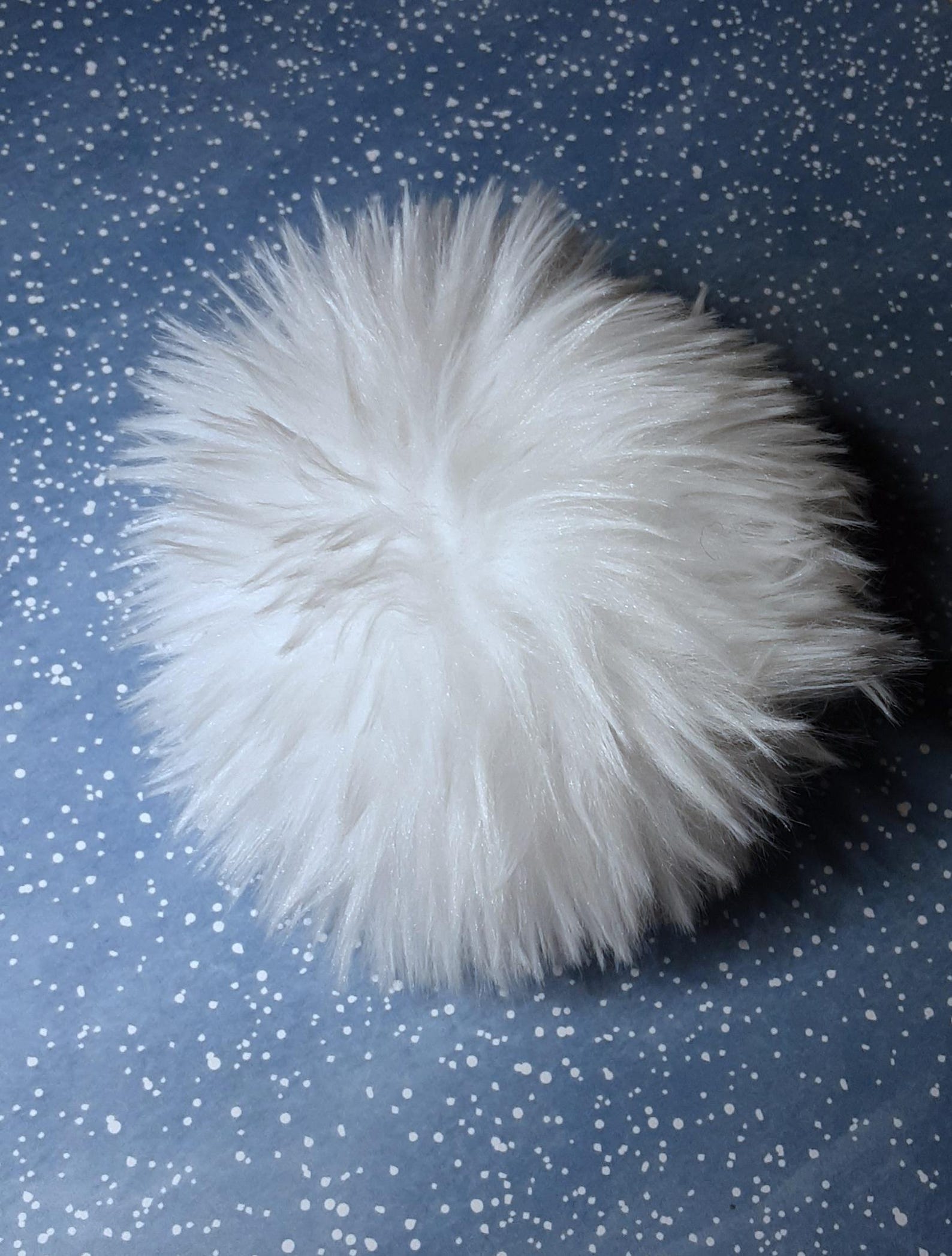 Pure White Faux Fur Pom Pom, Blue White Pom Pom, Cool White Pom Pom ...