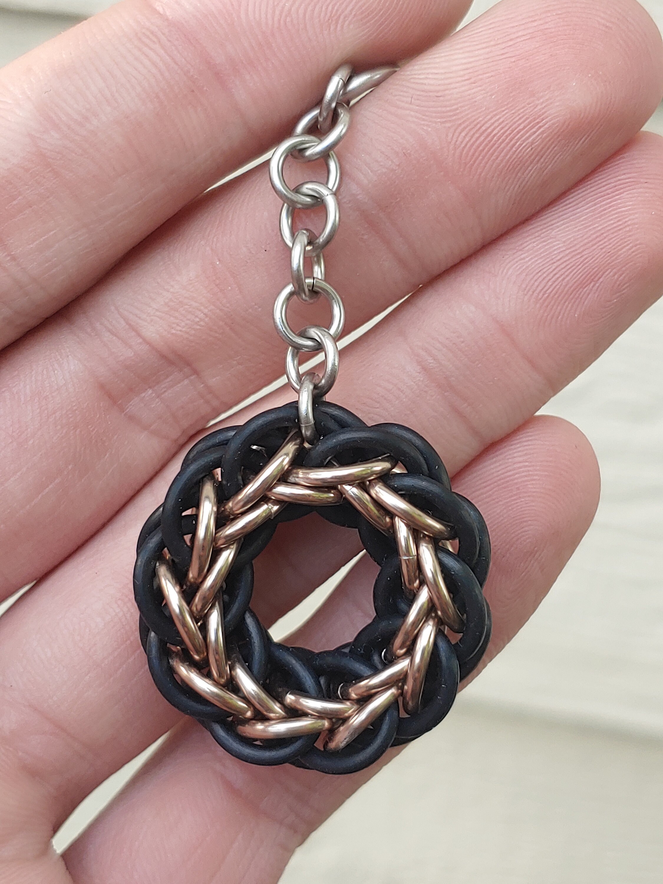 Pegasus Dwarf champagne Chainmail Keychain - Etsy