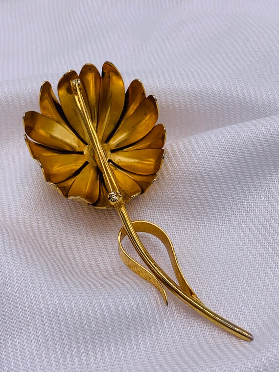 Vintage Flower Pin Flower Gold Plated Chrysanthemum P… - Gem