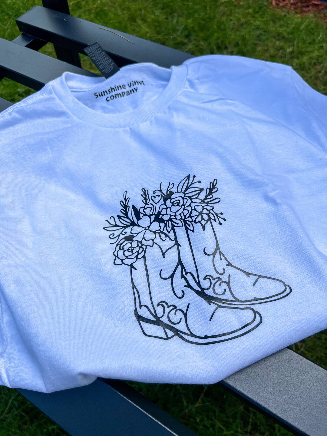 Blooming Boot Scootin’ : Cowboy Boots & Floral Tee/crewneck - Etsy