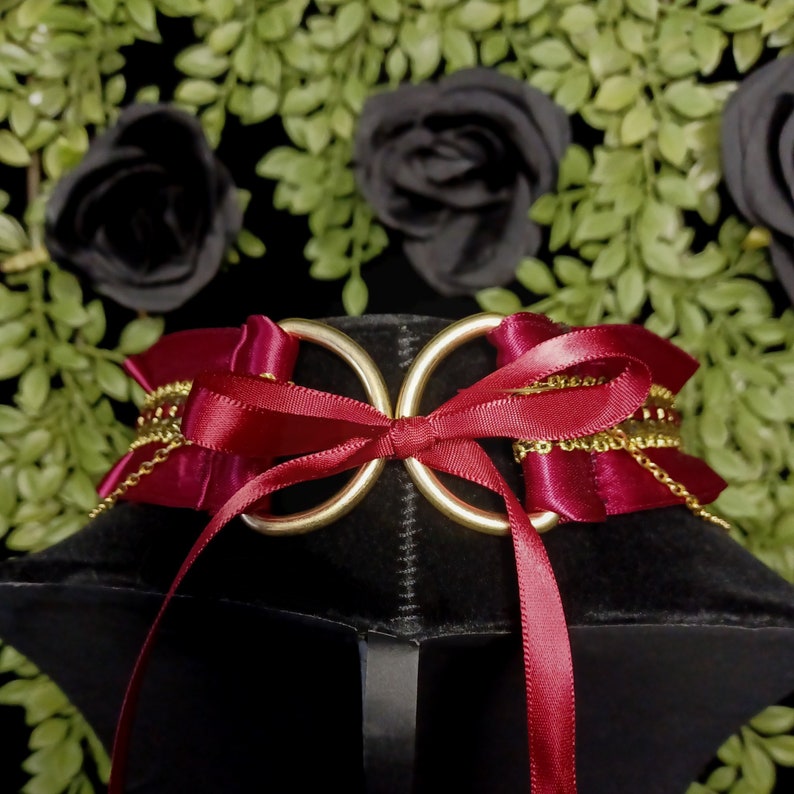 Royal Chained Kitten Play Collar / Tug Proof Collar / Pet Play Collar ...