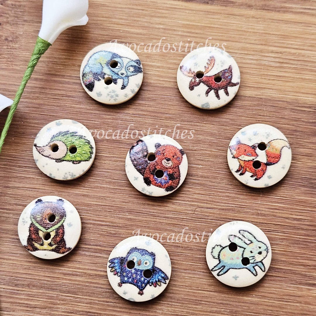 WILD ANIMALS / 15mm - 8 Buttons / Wooden Buttons / Sewing Buttons - Etsy