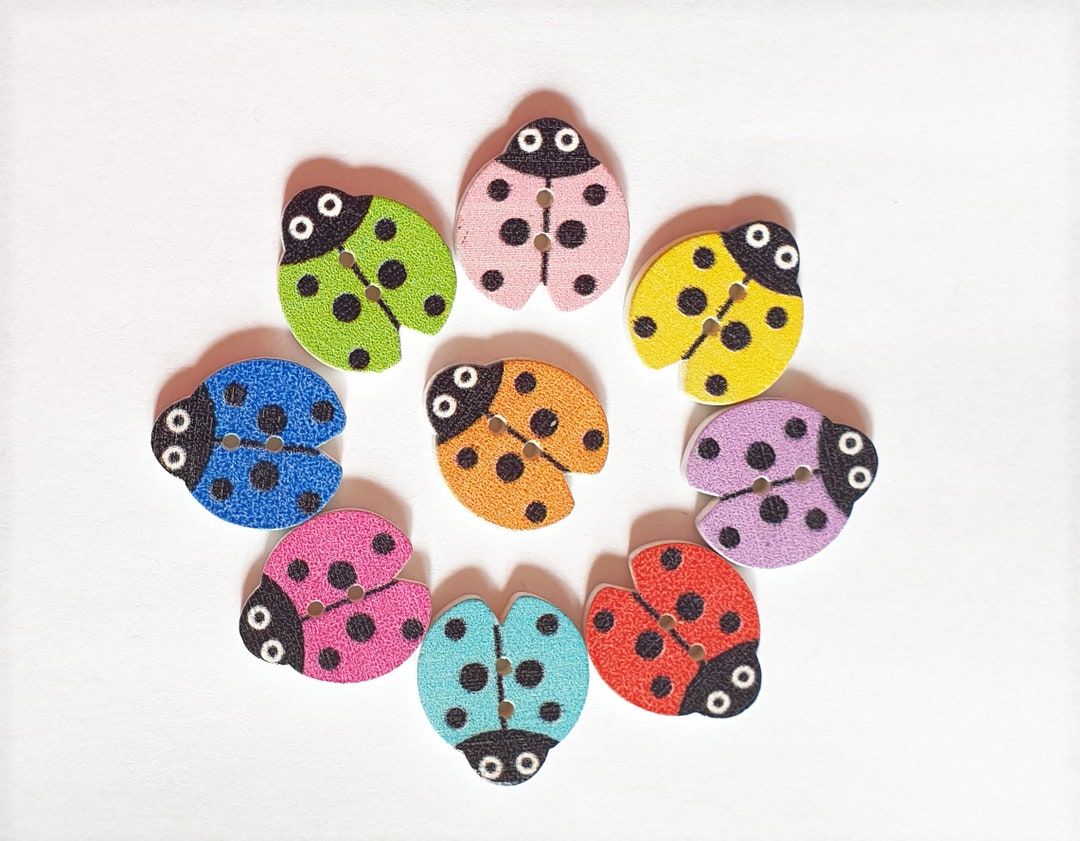 LADYBUG / 18*16mm / Wooden Buttons / Sewing Buttons - Etsy