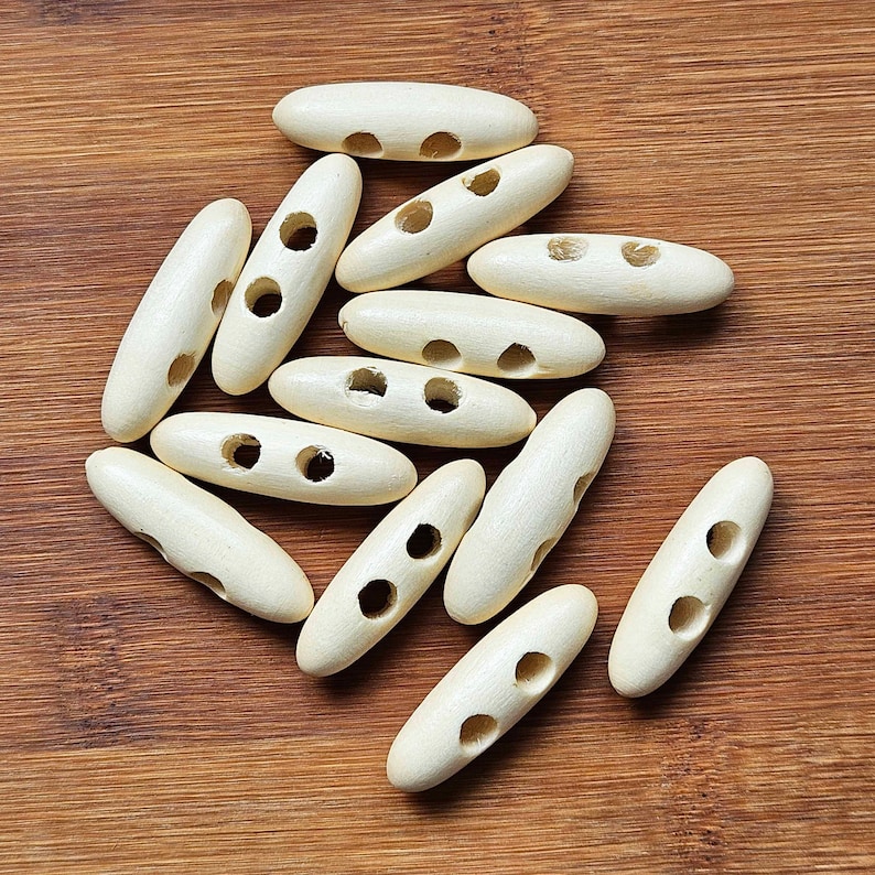 WOODEN TOGGLE BEIGE Cream / 40mm - 6 Buttons / Wooden Toggle Buttons ...