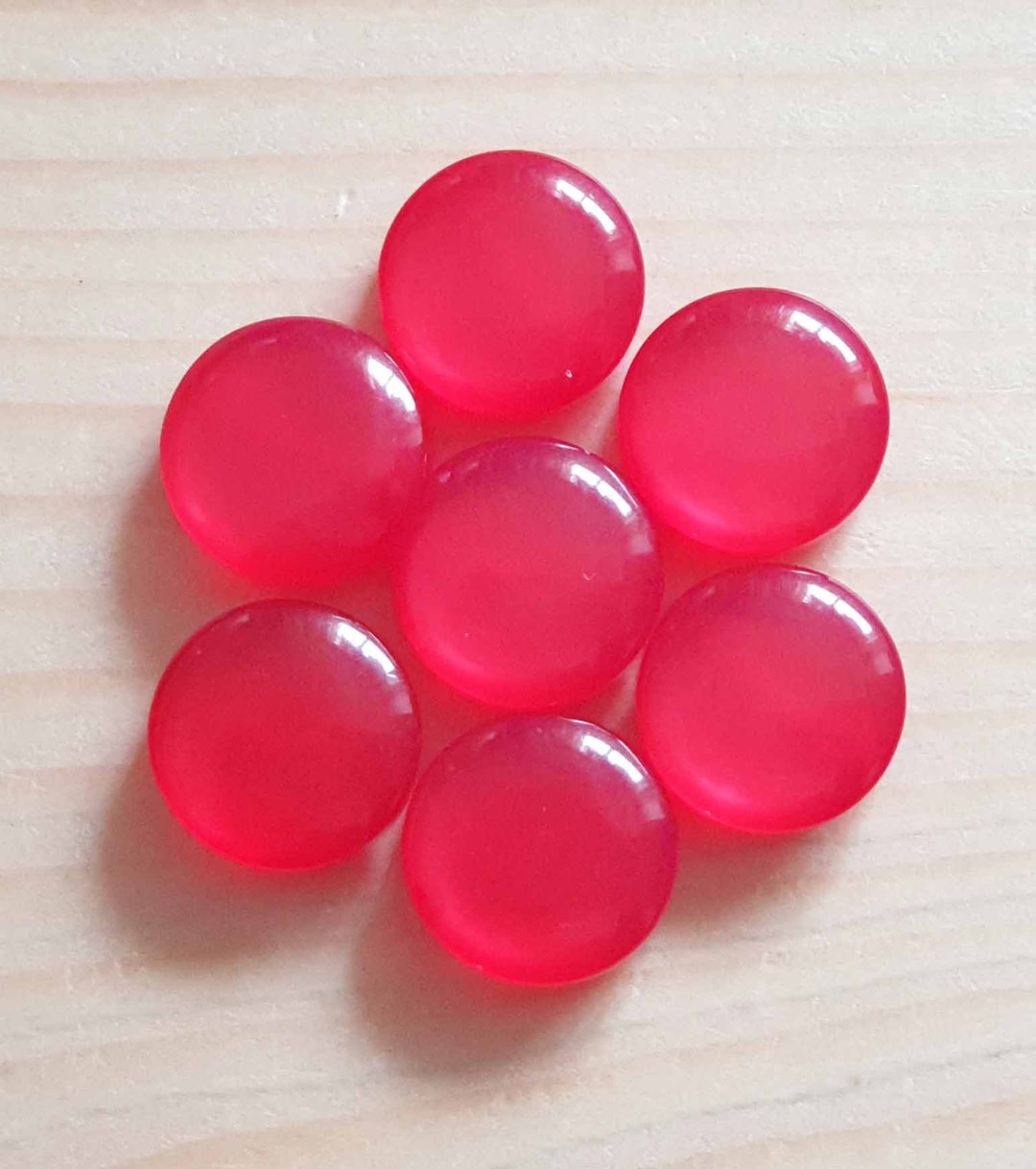 RUBY RED SHANK Resin / 12mm - 8 Buttons / Resin Buttons / Sewing ...
