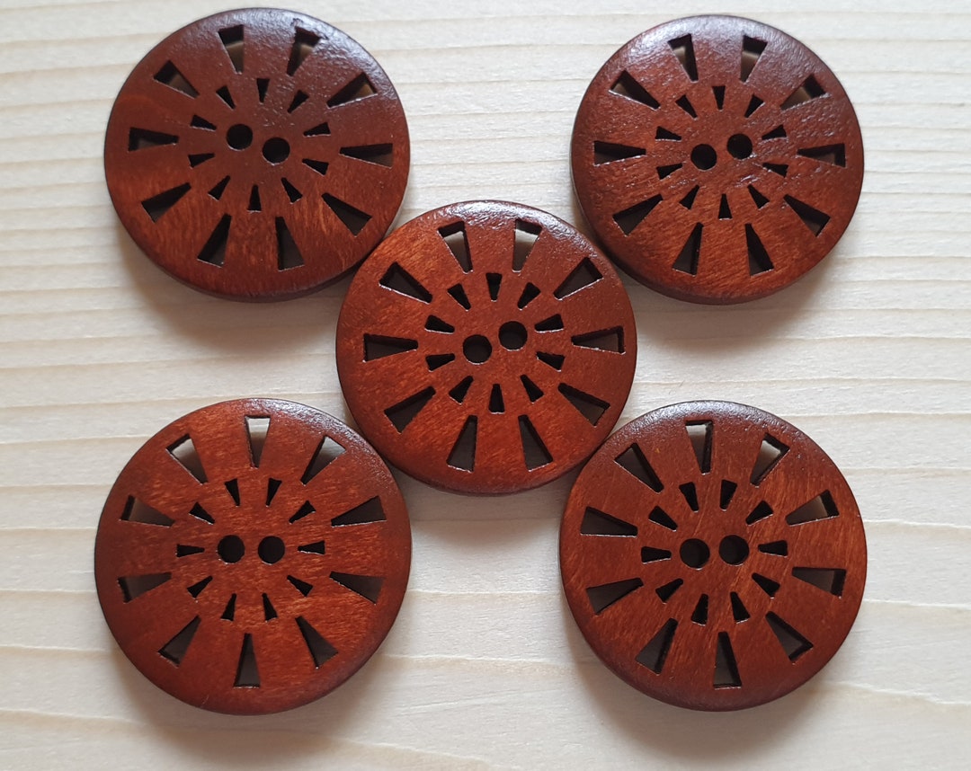 WIND TURBINES Maroon Brown / 25mm / Set of 6 Buttons / Wooden Filigree ...