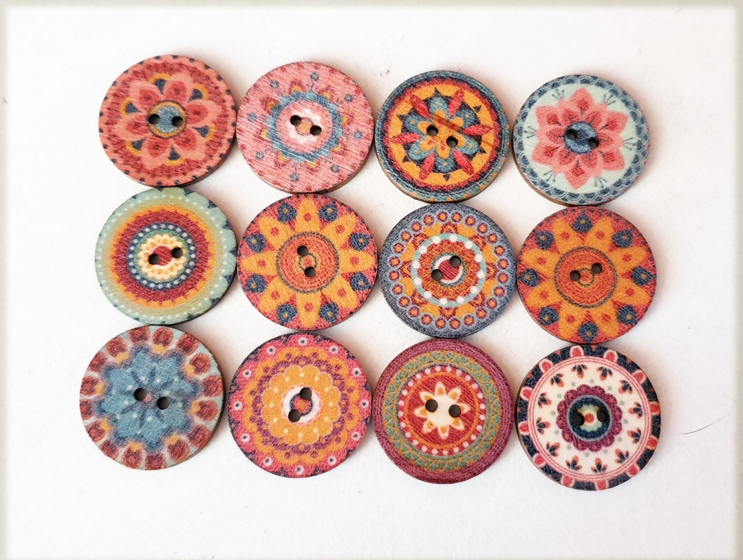 GARDEN / 15-25mm / 8 Buttons / Wooden Buttons / Sewing Buttons - Etsy