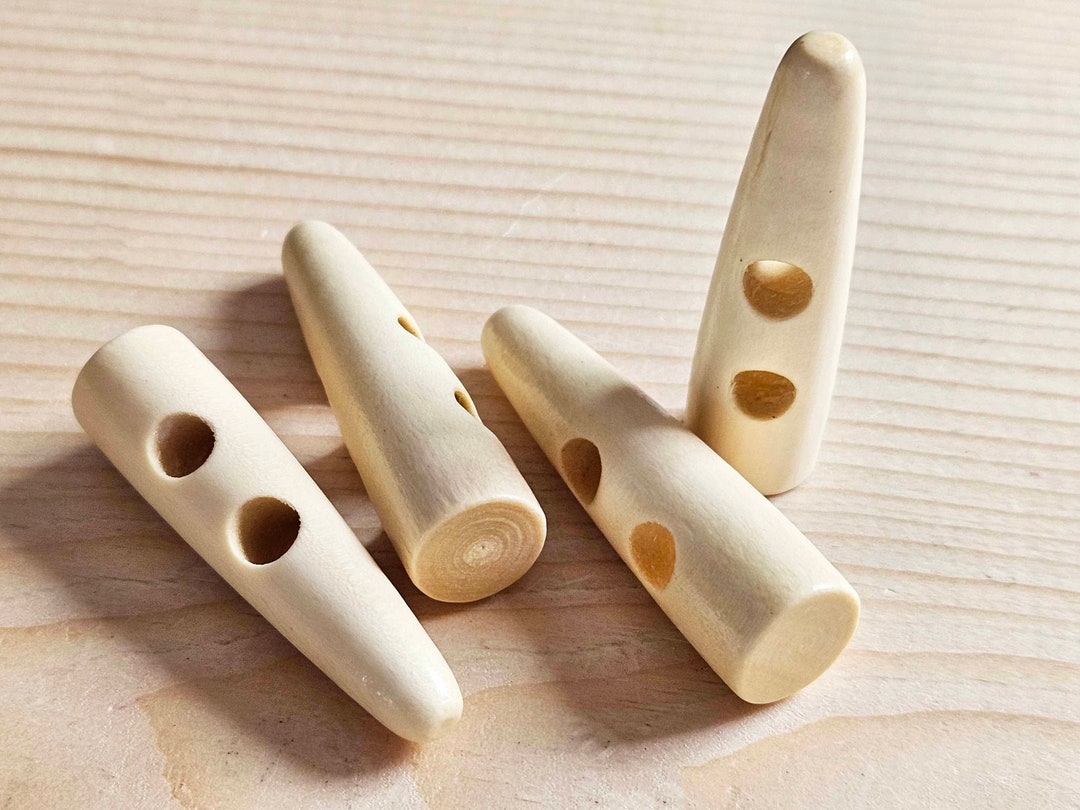 Clearance (selective Sizes) // WOODEN TOGGLE BEIGE Cream (horn-shape ...