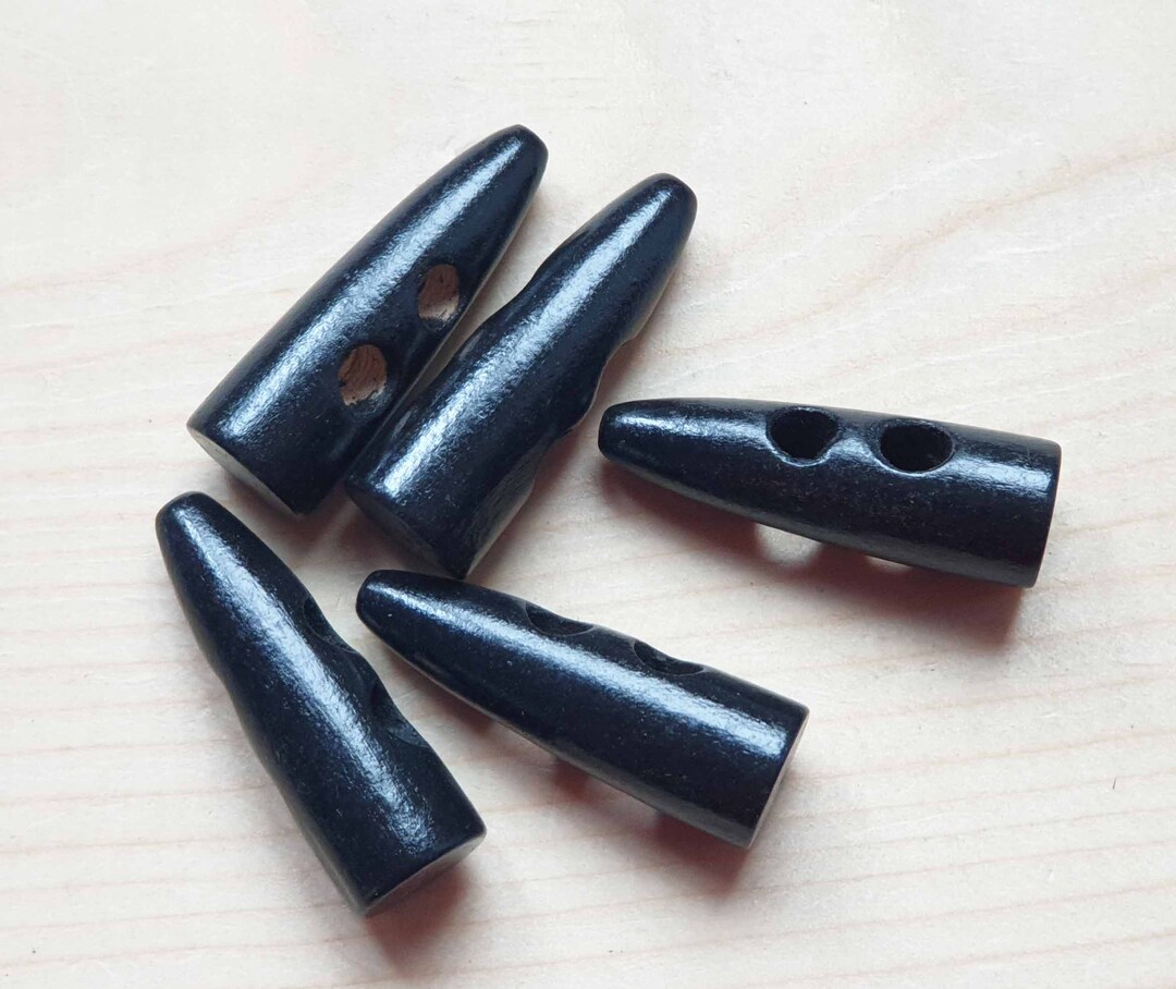 WOODEN TOGGLE BLACK (horn-shaped) / 35-50mm / Wooden Toggle Buttons ...