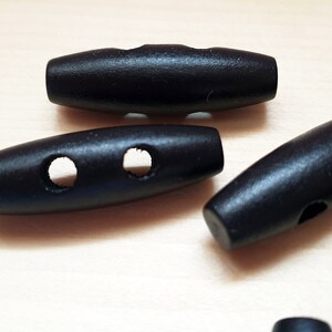 WOODEN TOGGLE BLACK (flat) / 16-40mm / Wooden Toggle Buttons / Sewing ...