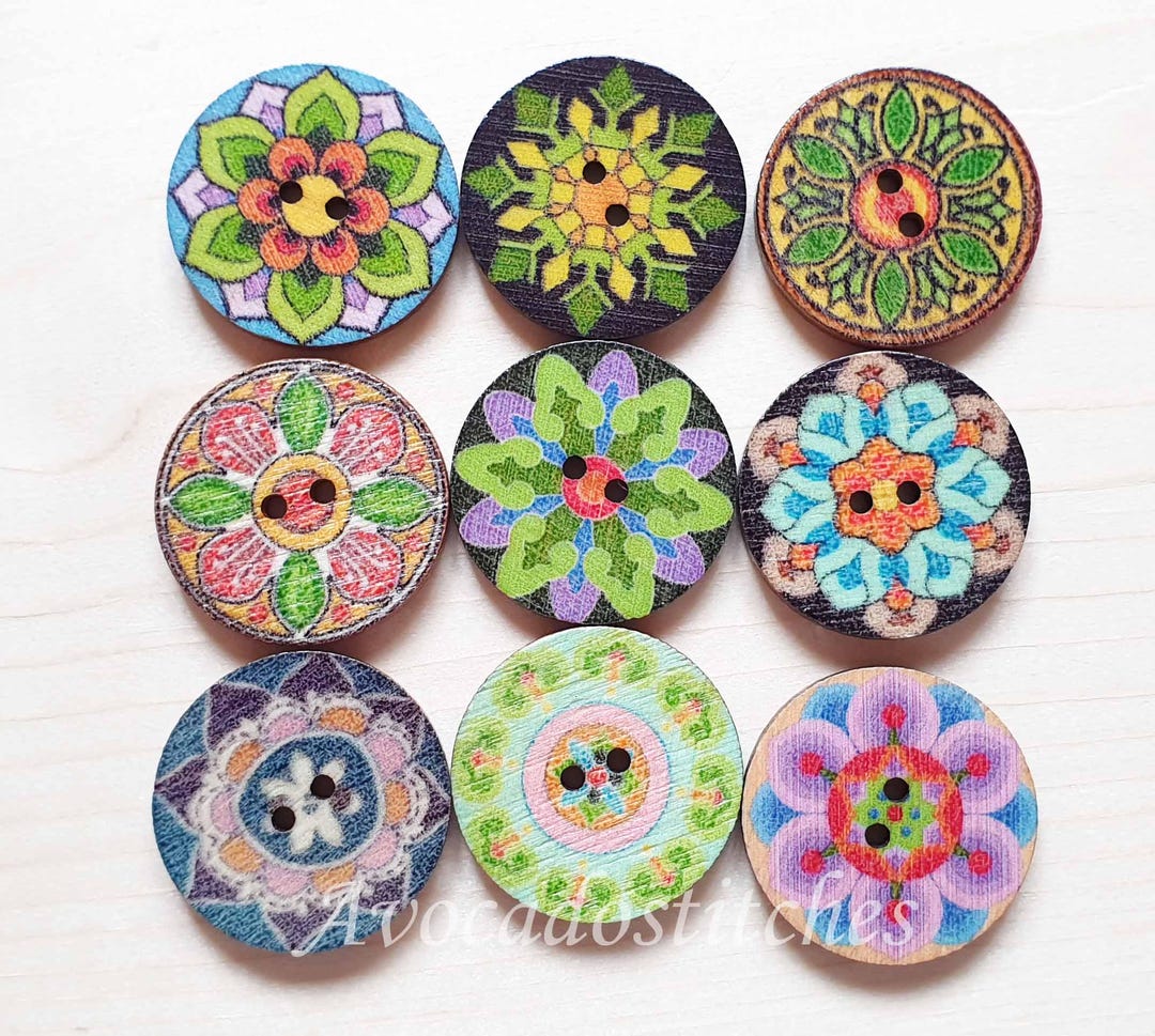 FLORA / 20-25mm / 8 Buttons / Wooden Buttons / Sewing Buttons - Etsy