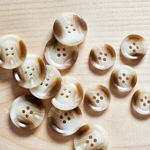 FLAT WHITE / 15-25 Mm / Resin Buttons / Sewing Buttons - Etsy