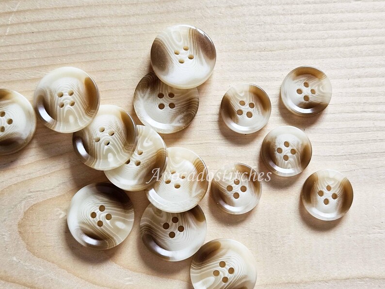 FLAT WHITE / 15-25 Mm / Resin Buttons / Sewing Buttons - Etsy