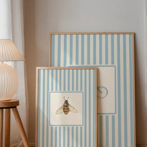Minimalist French Blue Bumblebee Print, Vertical, INSTANT Digital ...