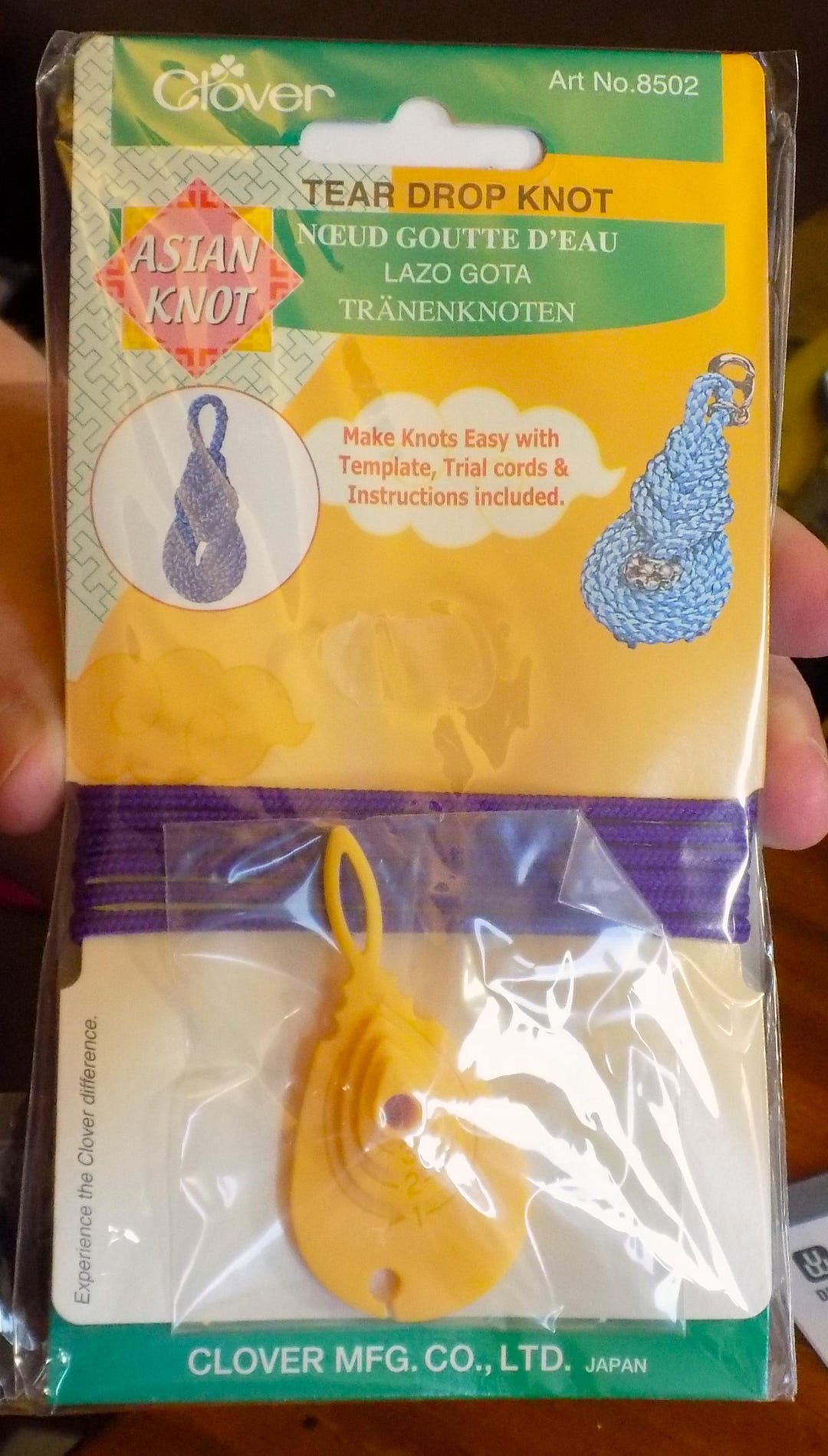 SALE ** Clover Tear Drop Knot Making Tool & Cord Sample, Brand New in ...