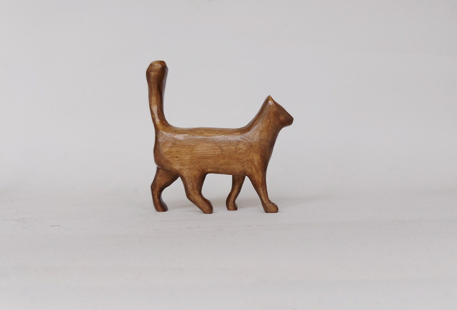 Hand Carved Wood Cat Statue: Rustic Home Decor Figurine - Etsy
