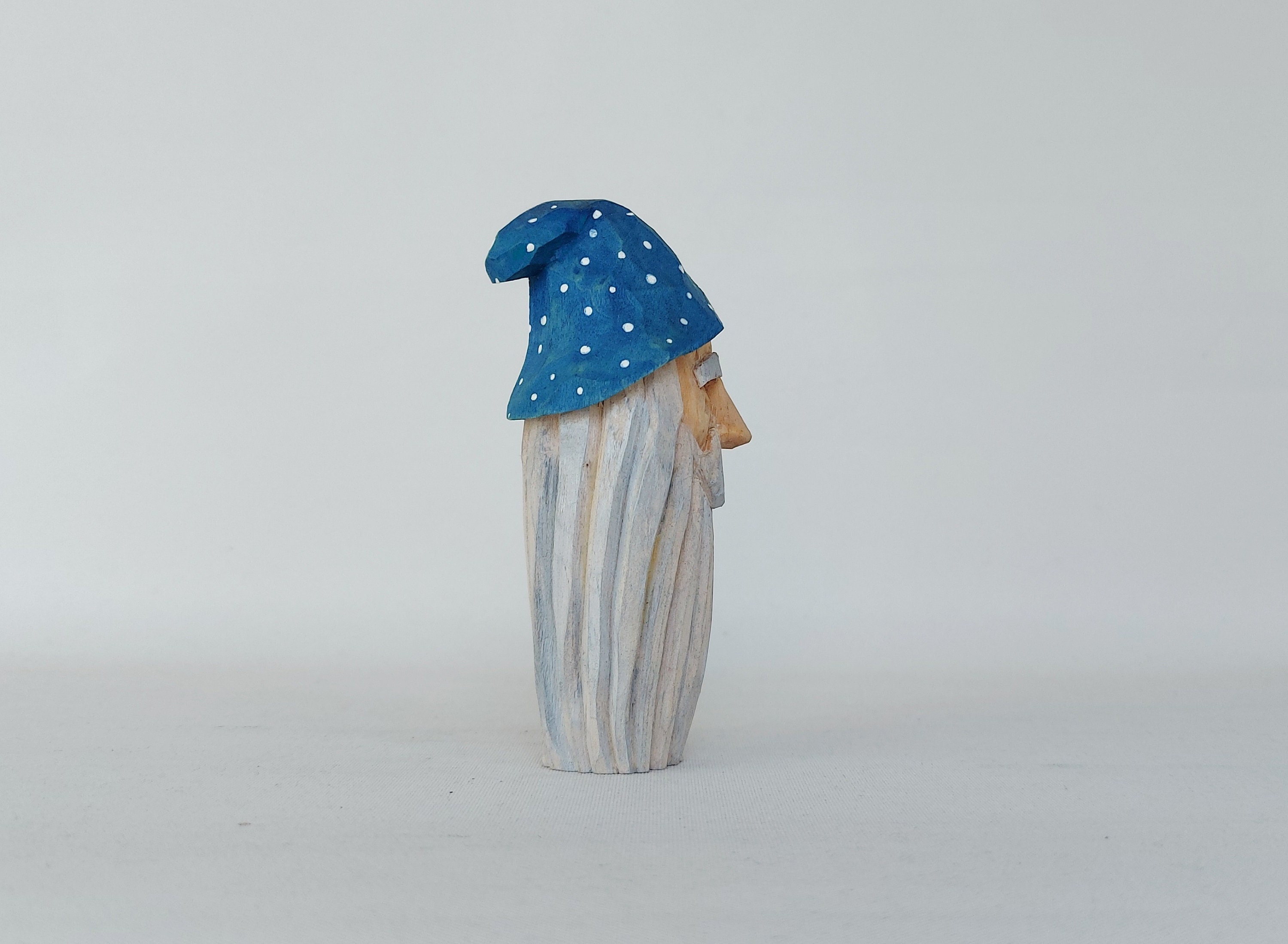 Wooden Wizard Statue, Wood Carving Home Decor, Hand Carved Santa ...
